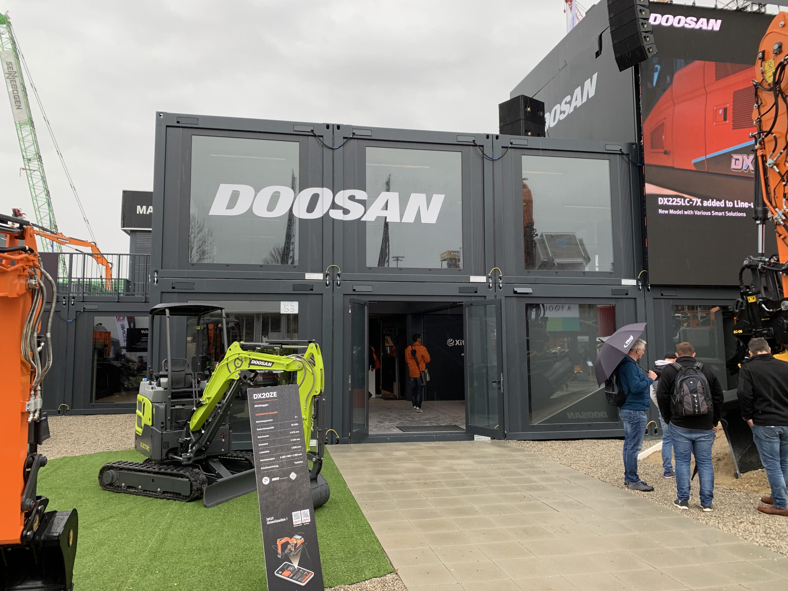 Develon, a Samoter 2023 la "prima" europea | e-construction