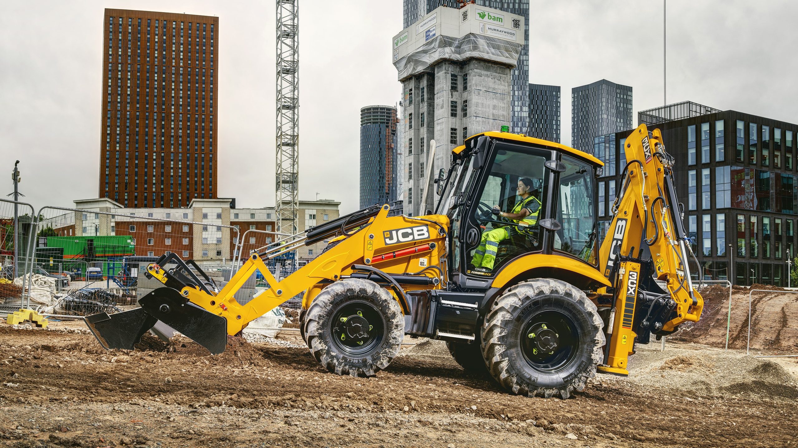 JCB aggiorna le proprie terne con l'interessante sistema Dual Drive