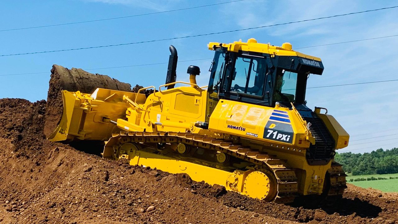 Komatsu D71EXi/PXi-24, ventiquattro tonnellate di intelligenza | e ...