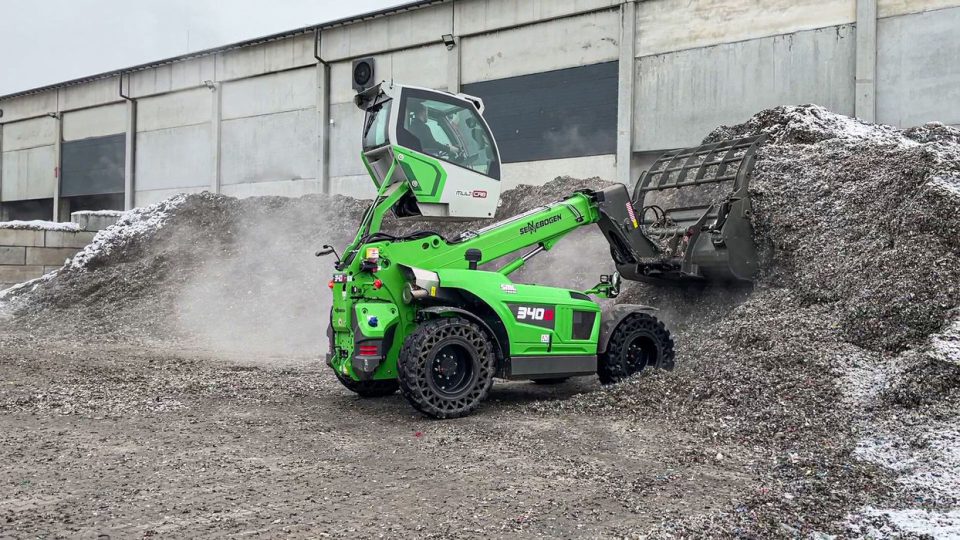 Sennebogen 3.40G. Pala gommata o telescopico? | e-construction