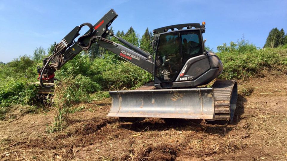 Menzi Master, il border line che allarga il campo d'azione | e-construction
