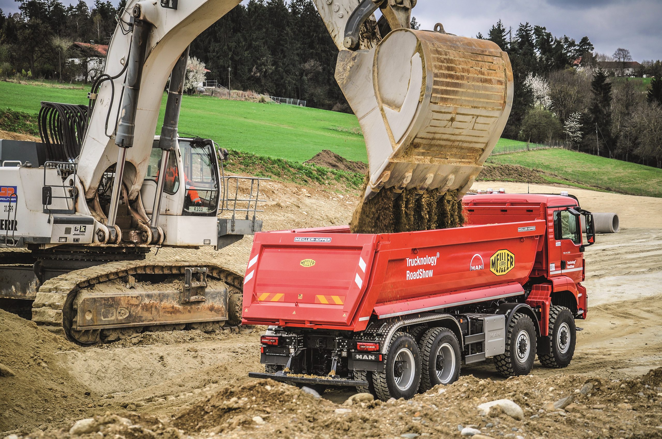 Meiller Kipper, a Bauma 2022 punta sull'innovazione | e-construction