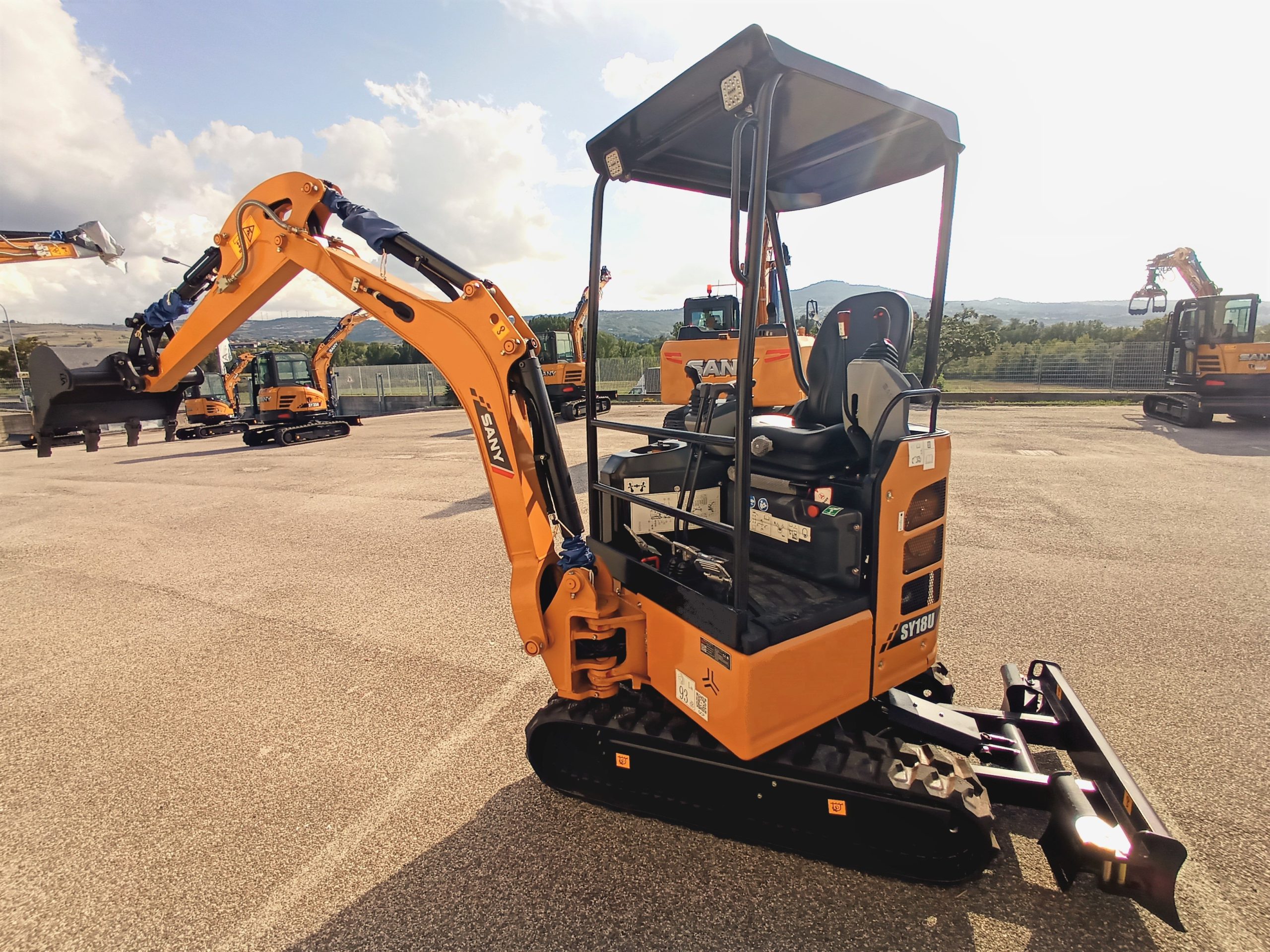 Sany SY18U, arriva il mini richiesto dal mercato | e-construction