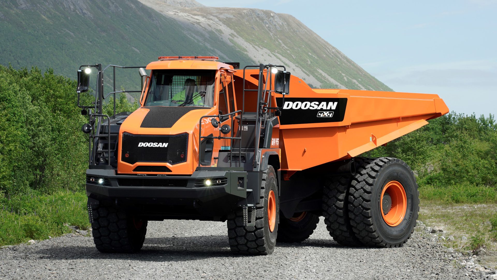 Doosan, a Bauma 2022 arriva il nuovo dumper DA45-7 4x4 | e-construction