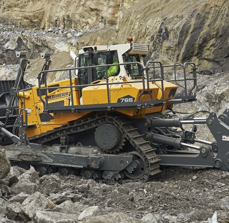 Liebherr 766 Generazione 8, il triangolo è vera sostanza? | e-construction