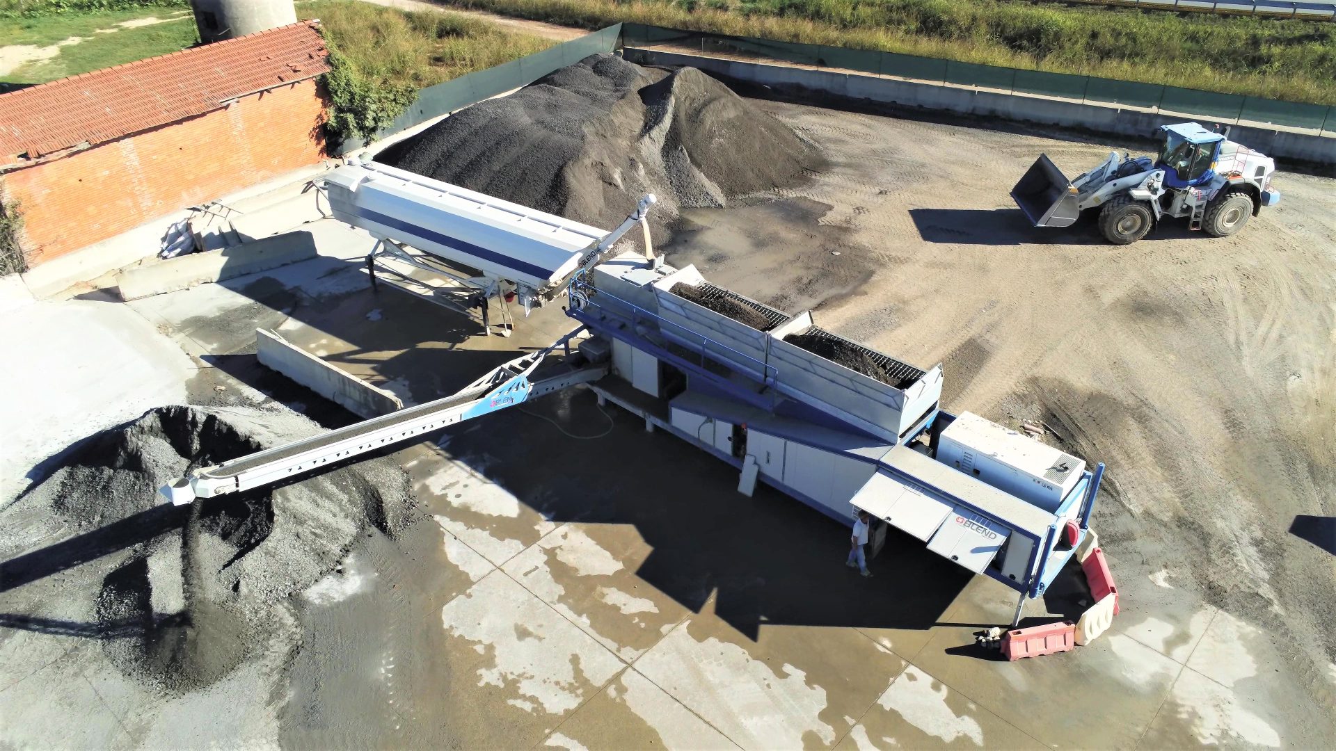 Blend Plants A240.2, Rattalino Scavi sceglie la flessibilità | e ...