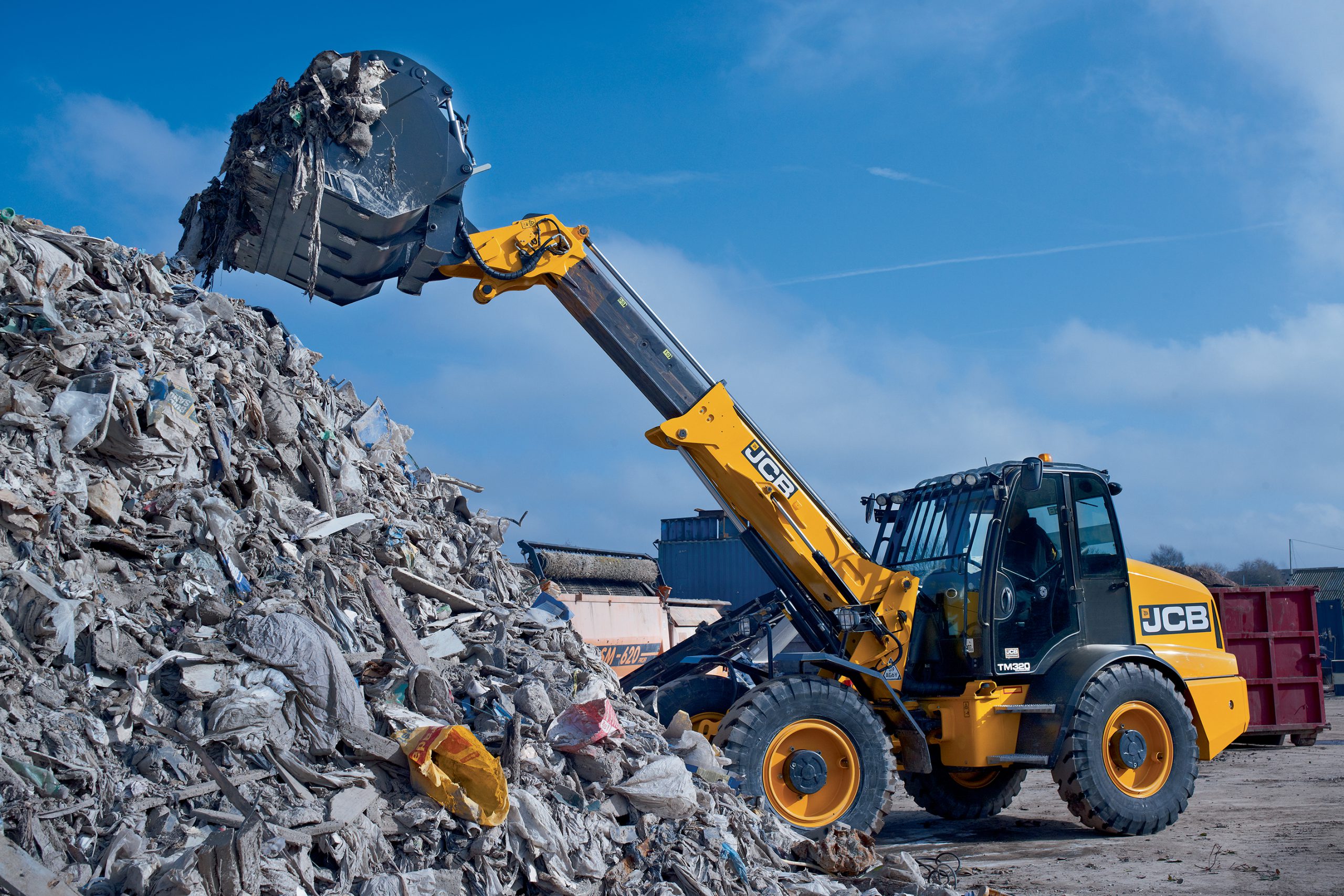 JCB TM320, alte prestazioni per construction e agri | e-construction