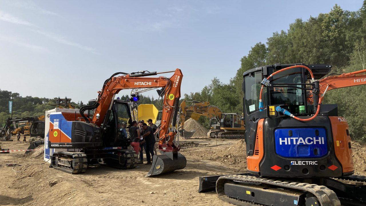 Hitachi, con il KTEG ZE85 e ZE19T verso l'elettrificazione | e-construction