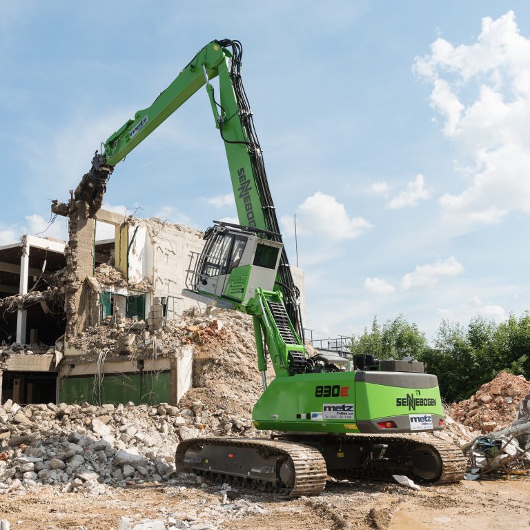 Sennebogen 830E & 870E, la demolizione nel DNA | e-construction