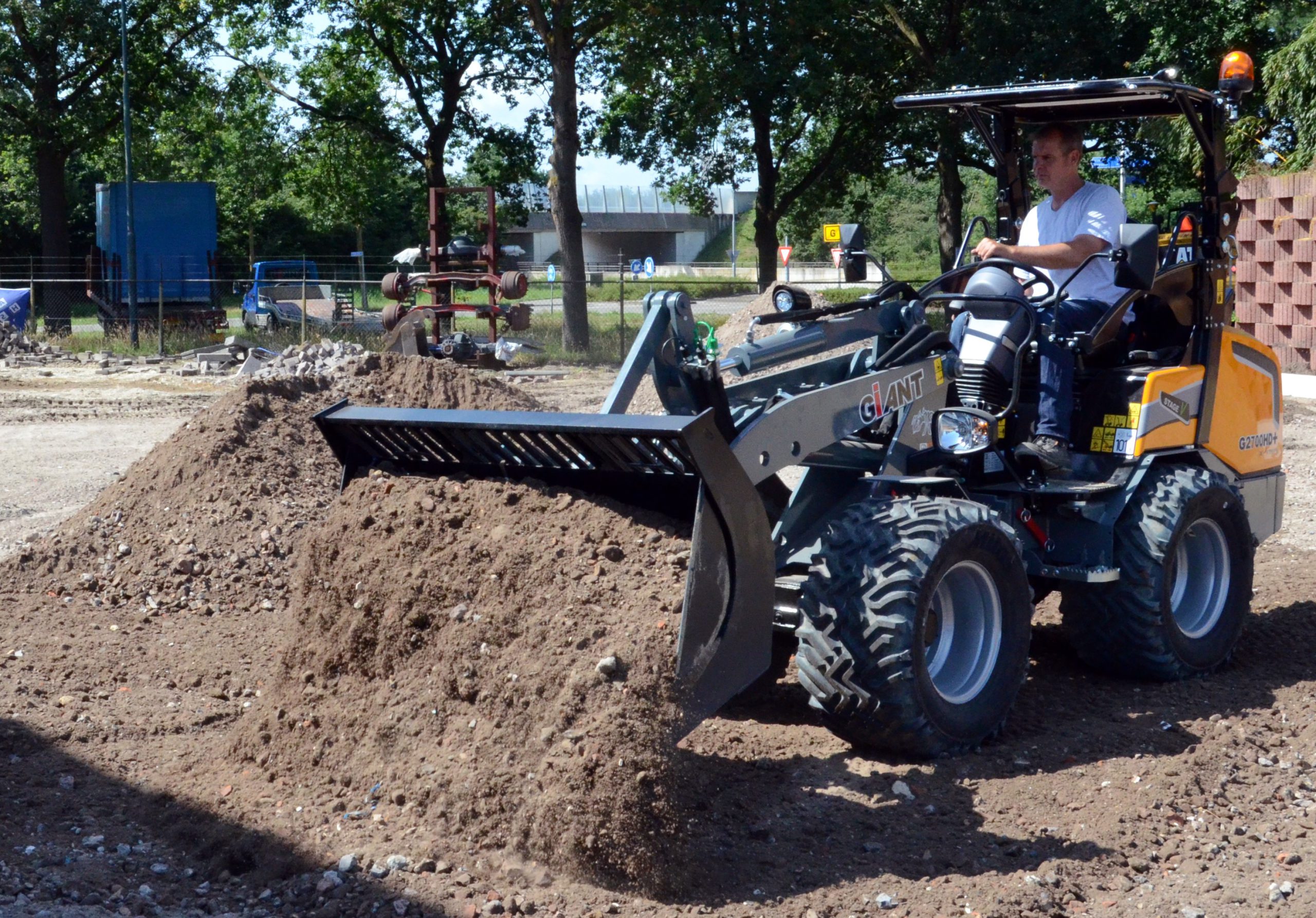 CASE CE, in nord America corre con le pale Tobroco-Giant | e-construction
