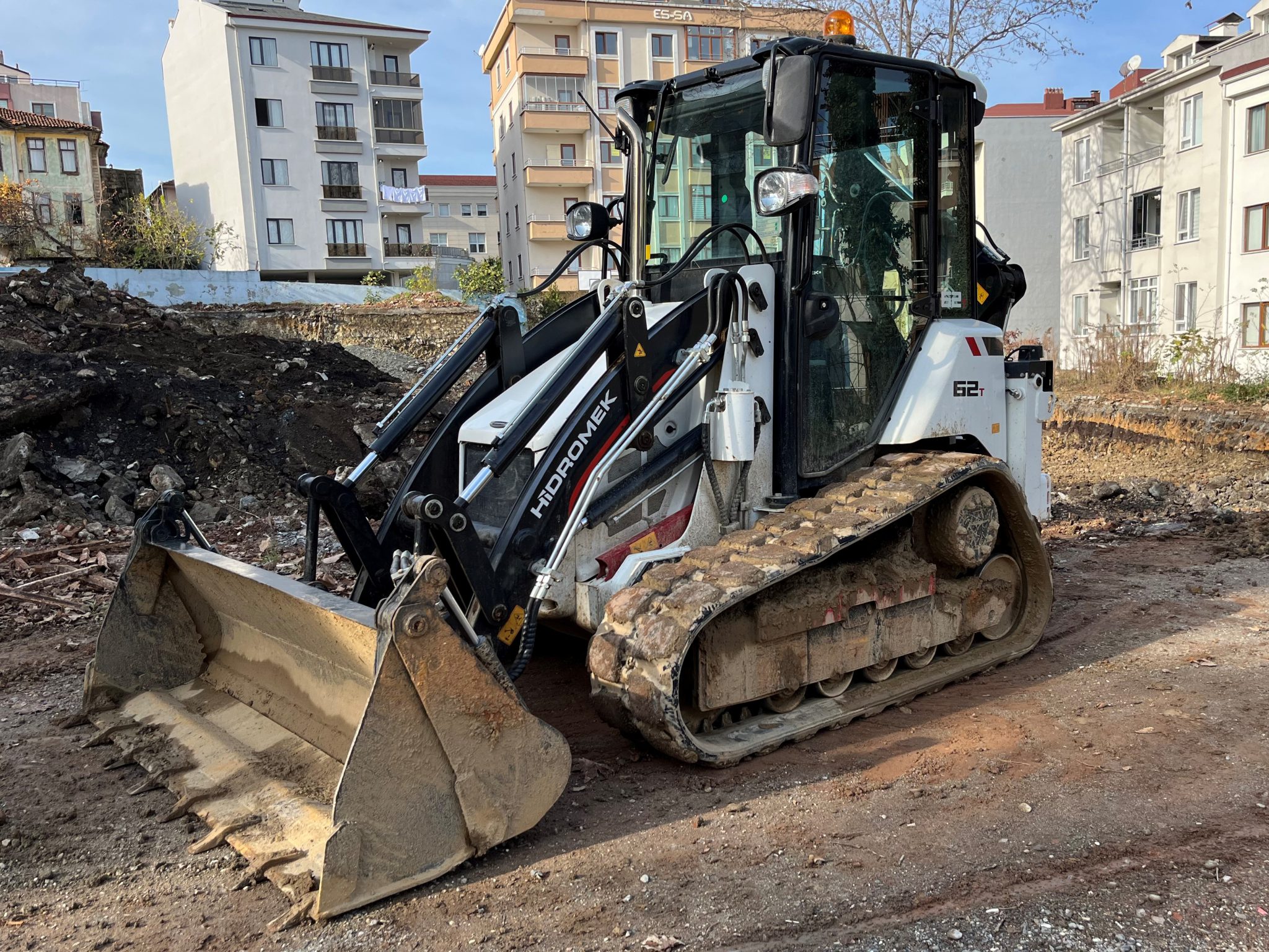 Hidromek HMK 62T, l'evoluzione del track-loader | e-construction