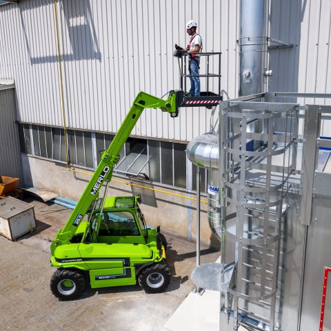 Merlo e-WORKER, batterie semplici e collaudate | e-construction