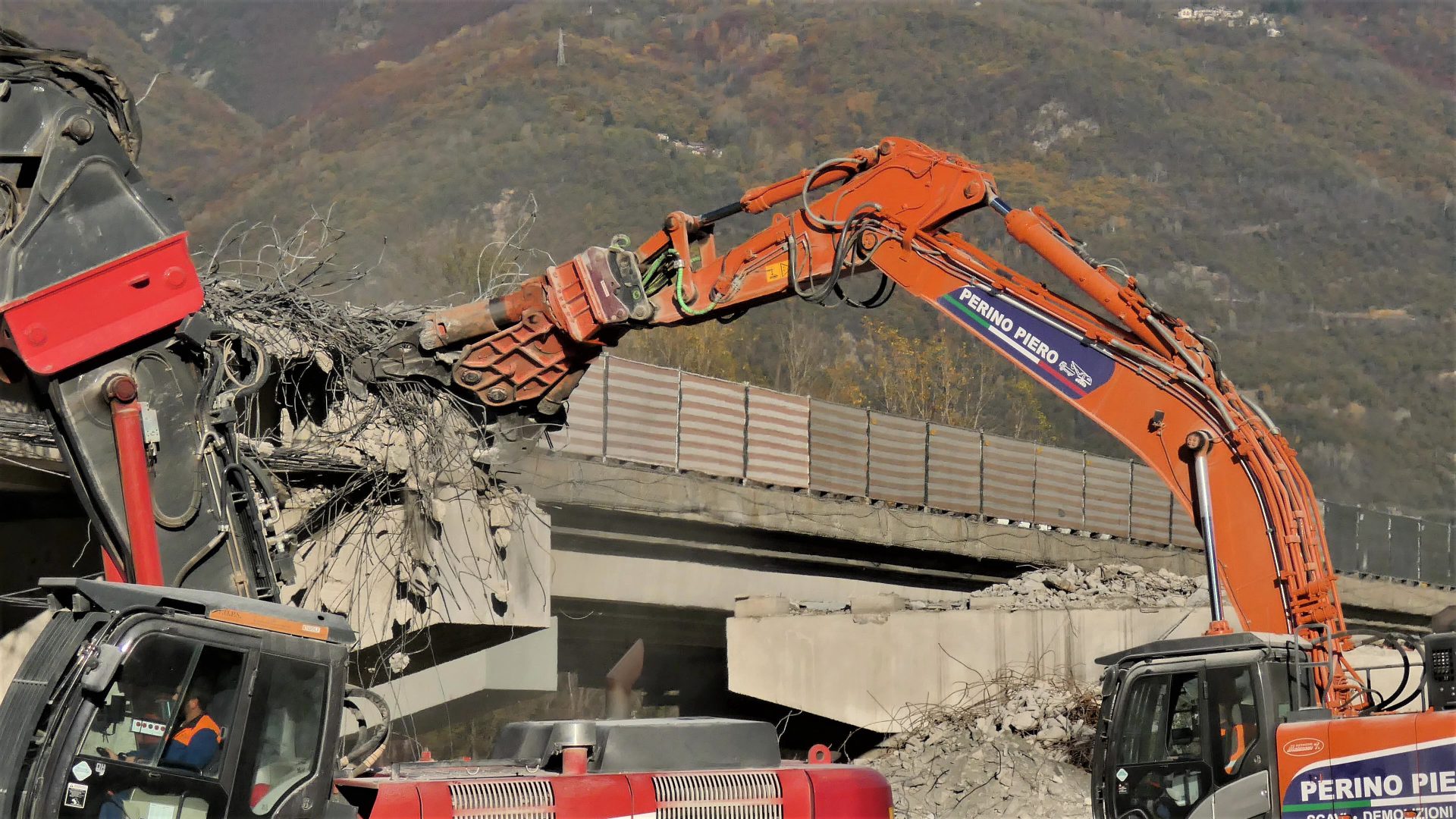 Steelwrist & Perino Piero, il video | e-construction