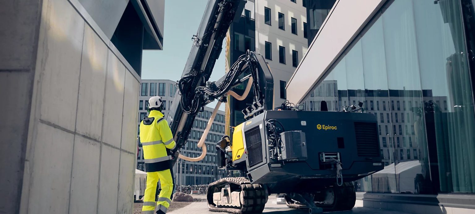 Epiroc SmartROC T25R, perforatrice new entry | e-construction