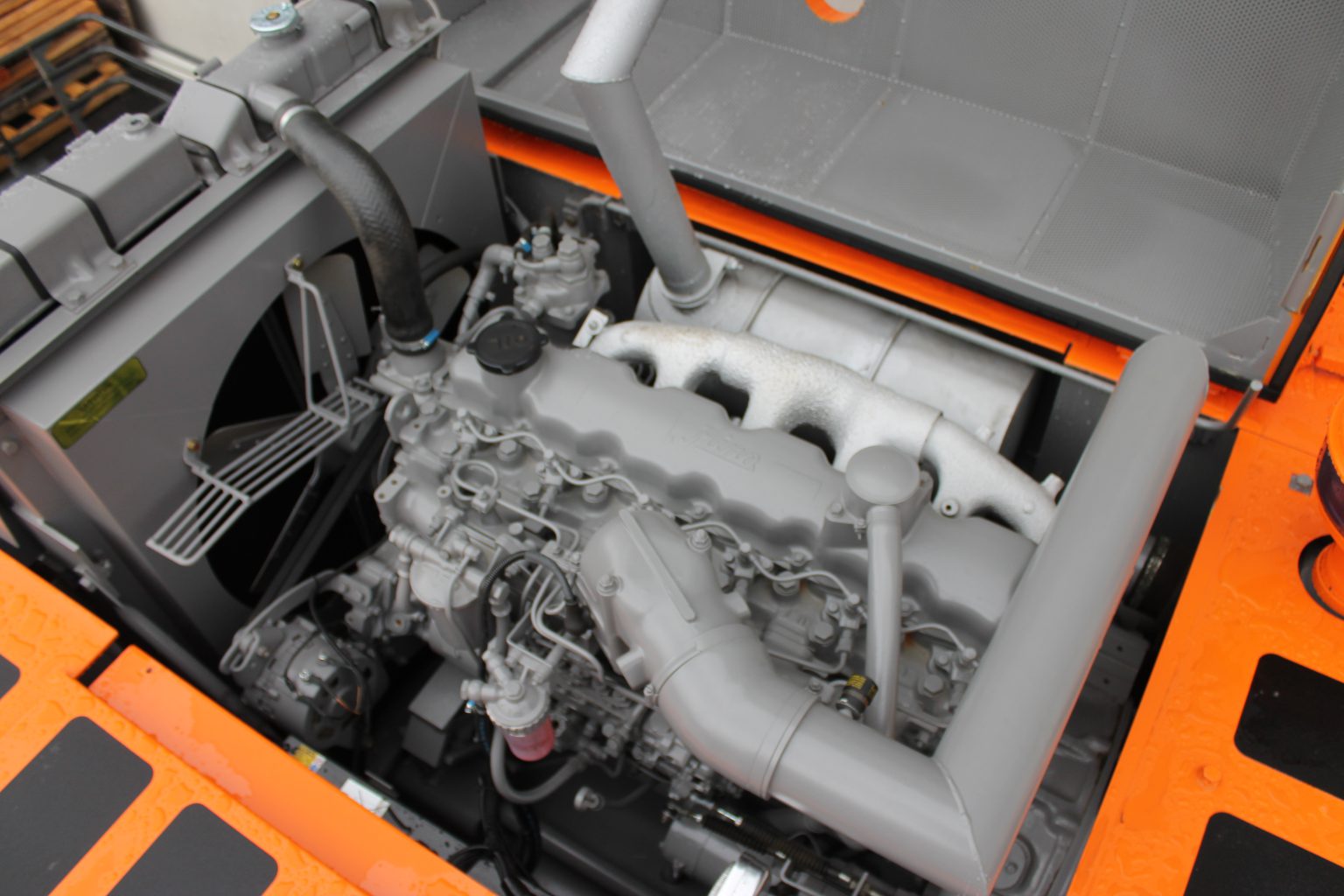 Hitachi UH081, il vero padre dei Fiat-Hitachi | e-construction