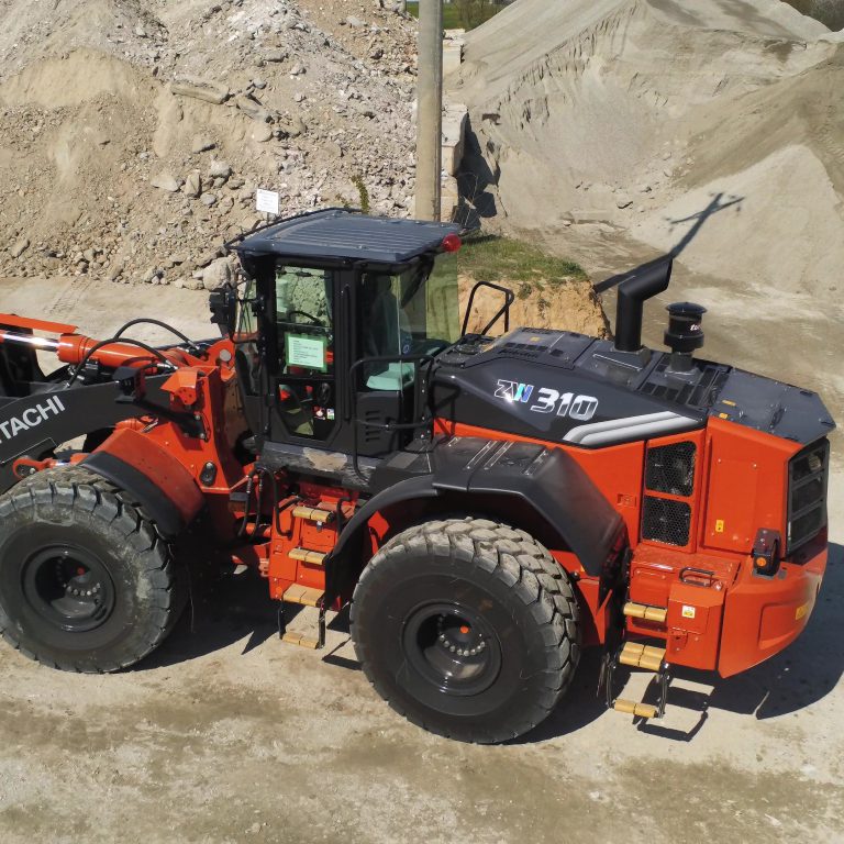 Hitachi ZW310-7, la classe si sente! | e-construction