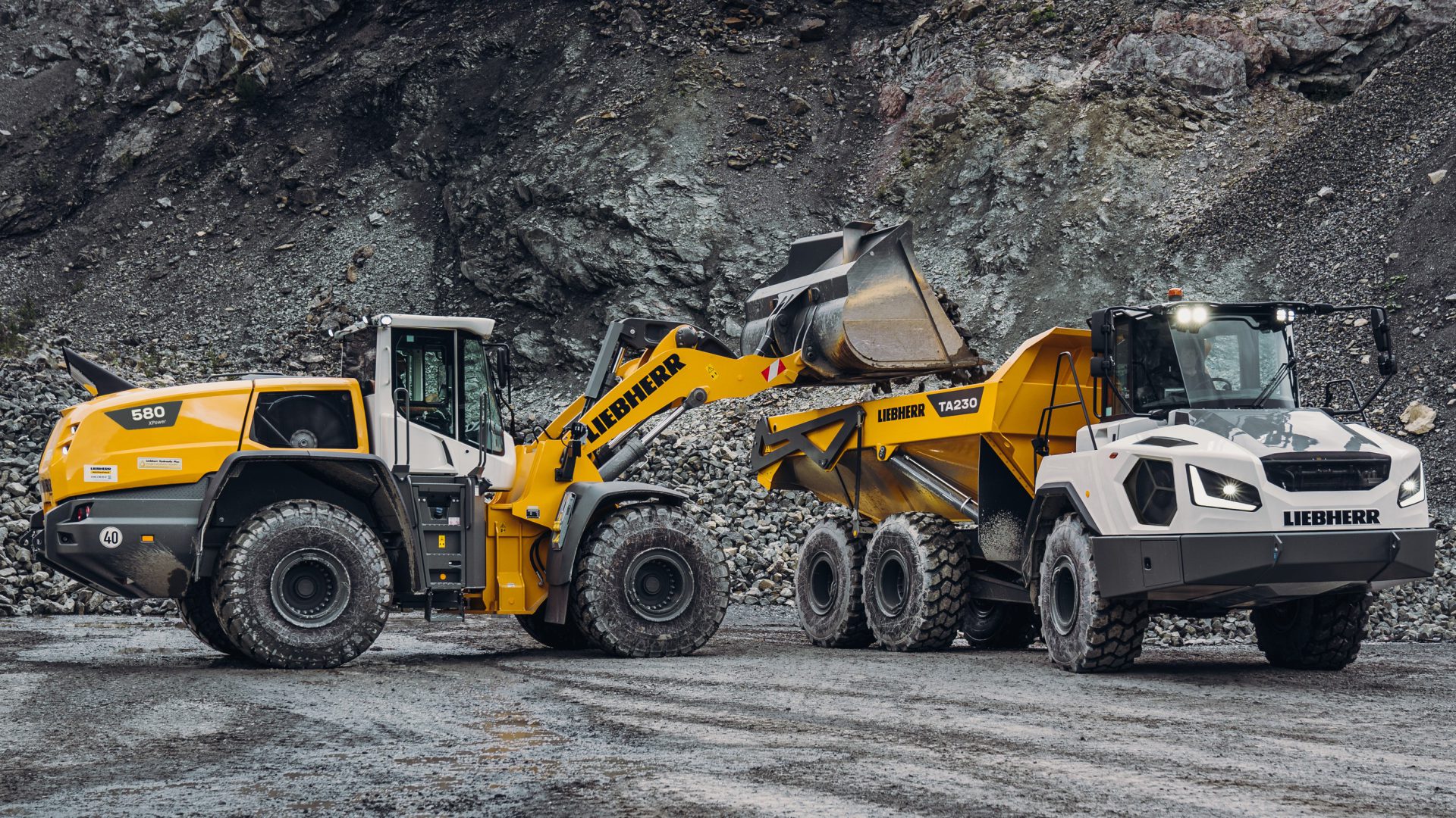 Liebherr TA 230, in campo a Steinexpo | e-construction