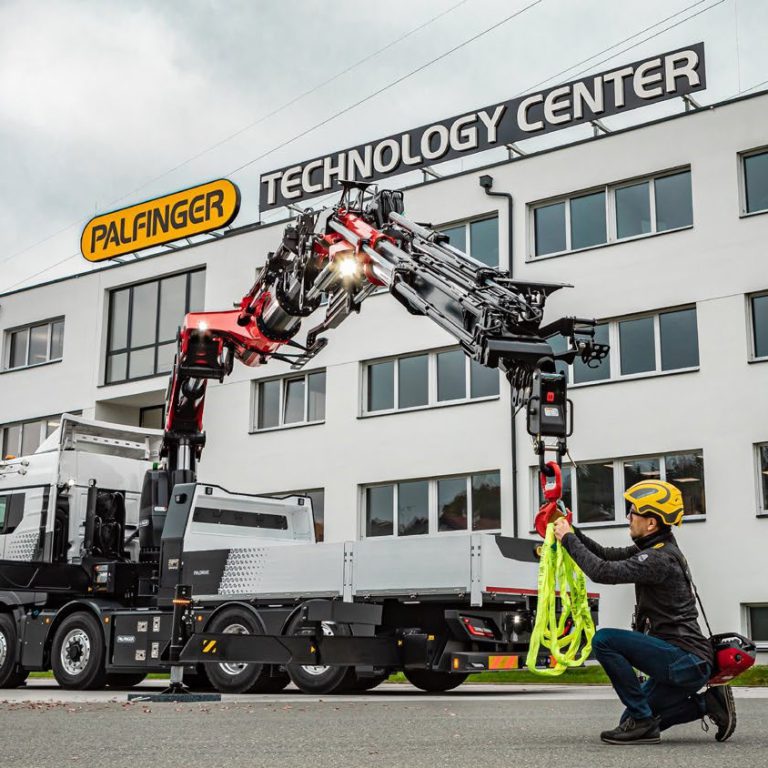 Palfinger PK 1050 TEC, decatleta! | e-construction