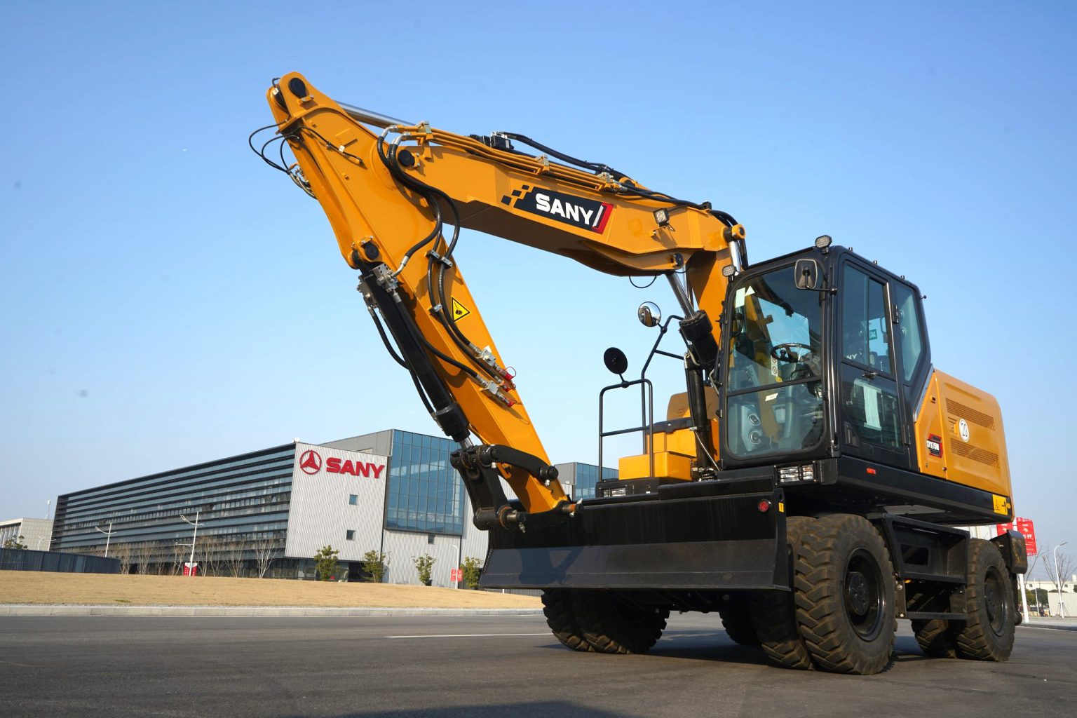 SANY presenta ad IFAT 2024 il nuovo material-handlers da 30 ton.