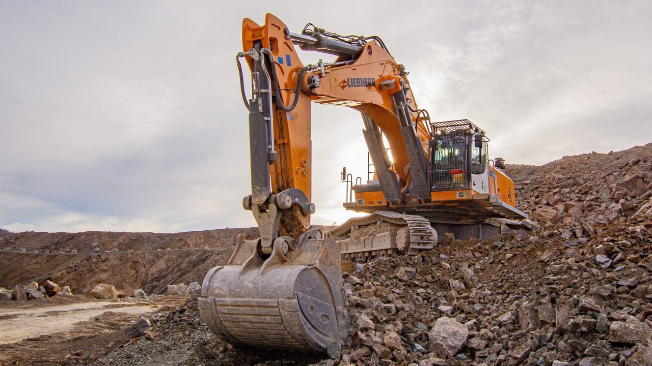 LIEBHERR ha ottimizzato l'estrazione della CMSE con l'R992