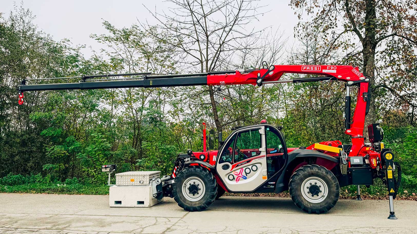 Fassi e Manitou per un allestimento speciale per Axpo Grid AG
