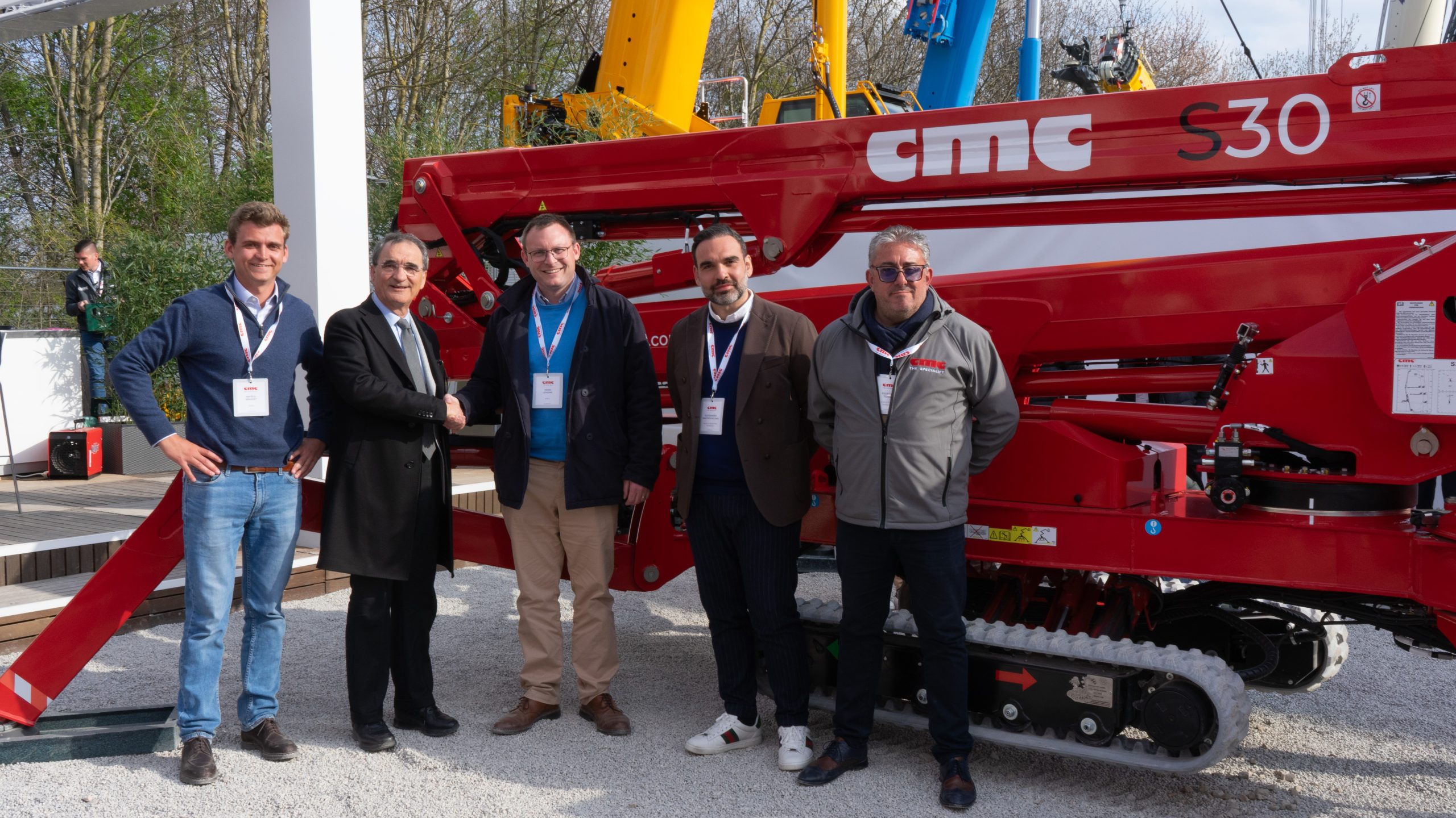 CMC sigla un accordo con Axeo all road per il mercato francese