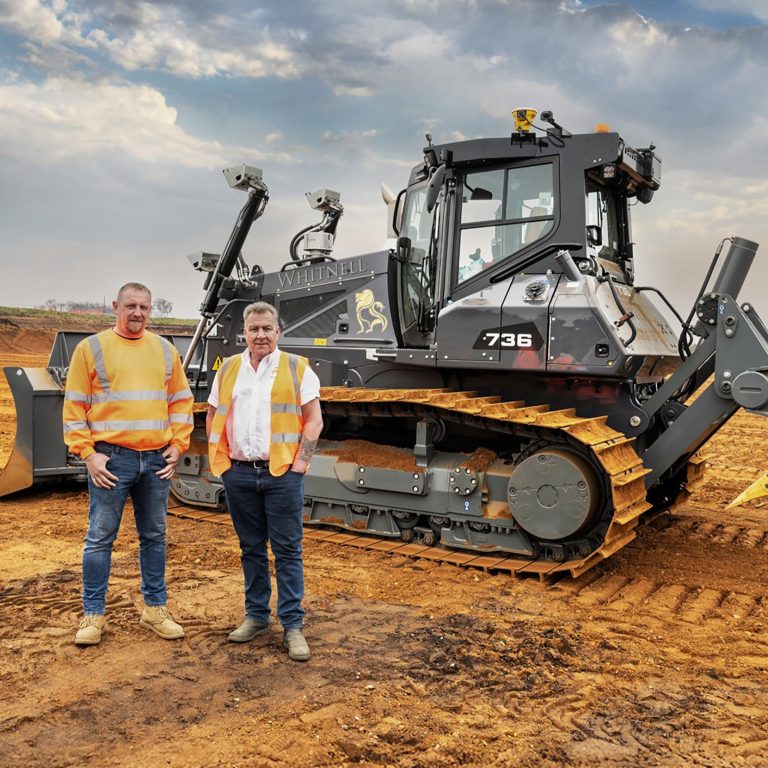 Liebherr entra nel parco mezzi della Whitnell Plant con il PR736 G8